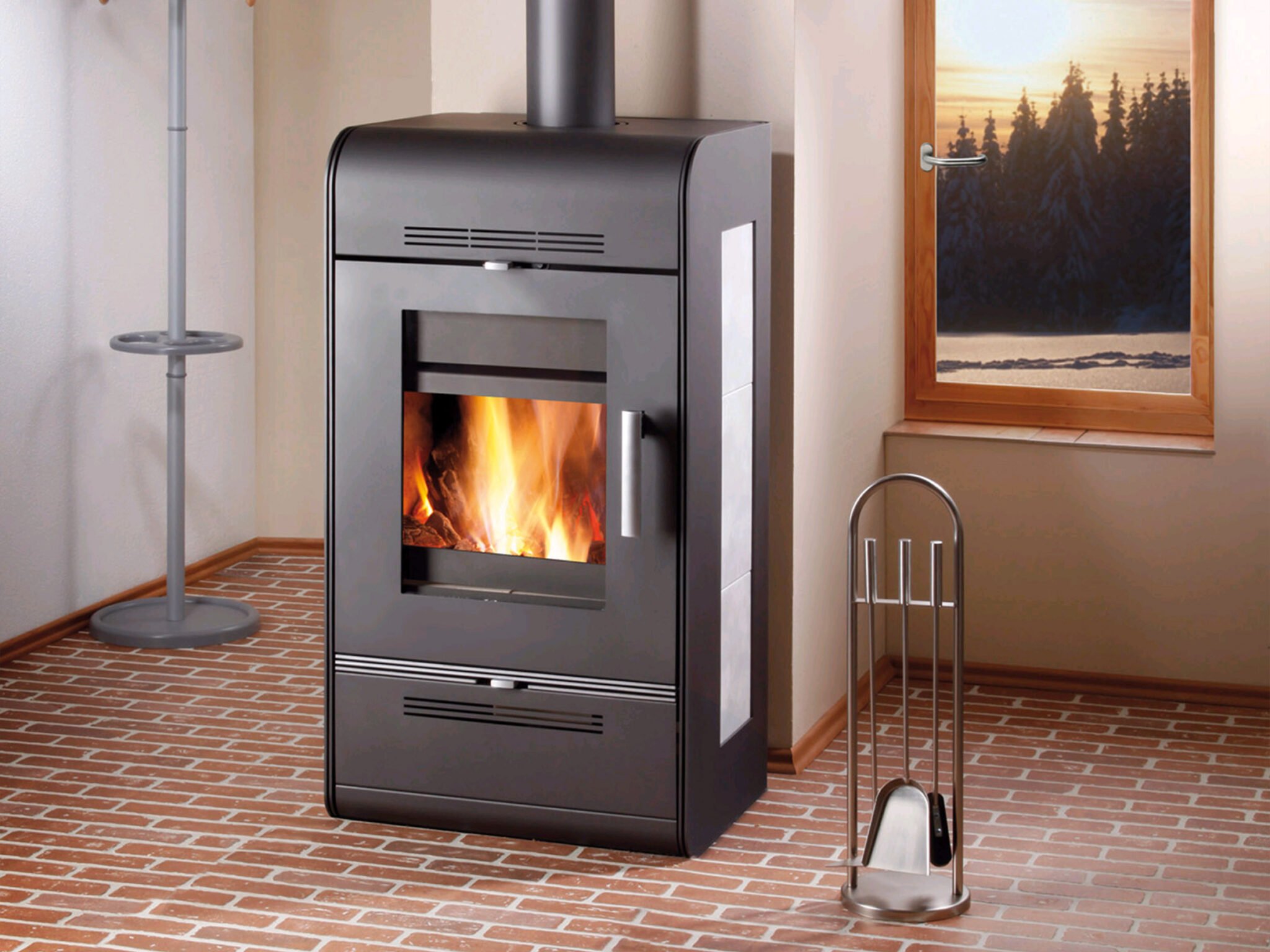 Vattenmantlade kaminer i vårt sortiment - Nordic Värmesystem